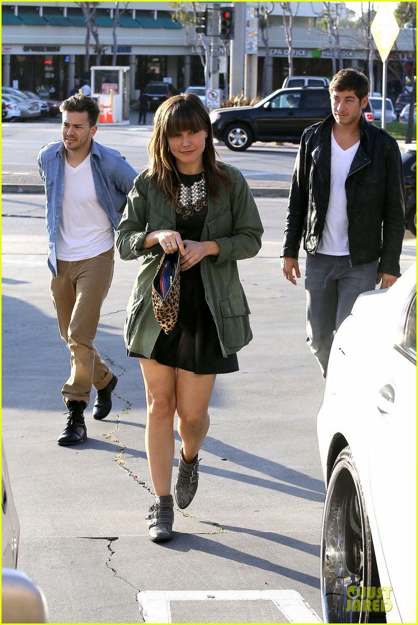 Sophia Bush: Harper Bazaar's Coachella Fete with Eli Roth!: Photo ...