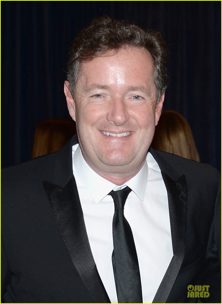 Gerard Butler - White House Correspondents' Dinner 2013 Red Carpet ...