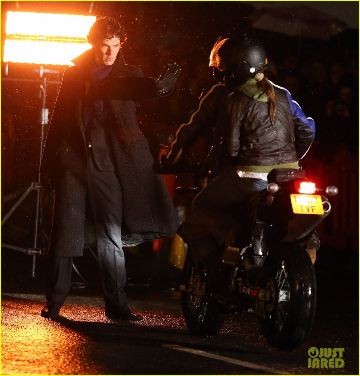 Benedict Cumberbatch: 'Sherlock' Night Scenes!: Photo 2847781 ...