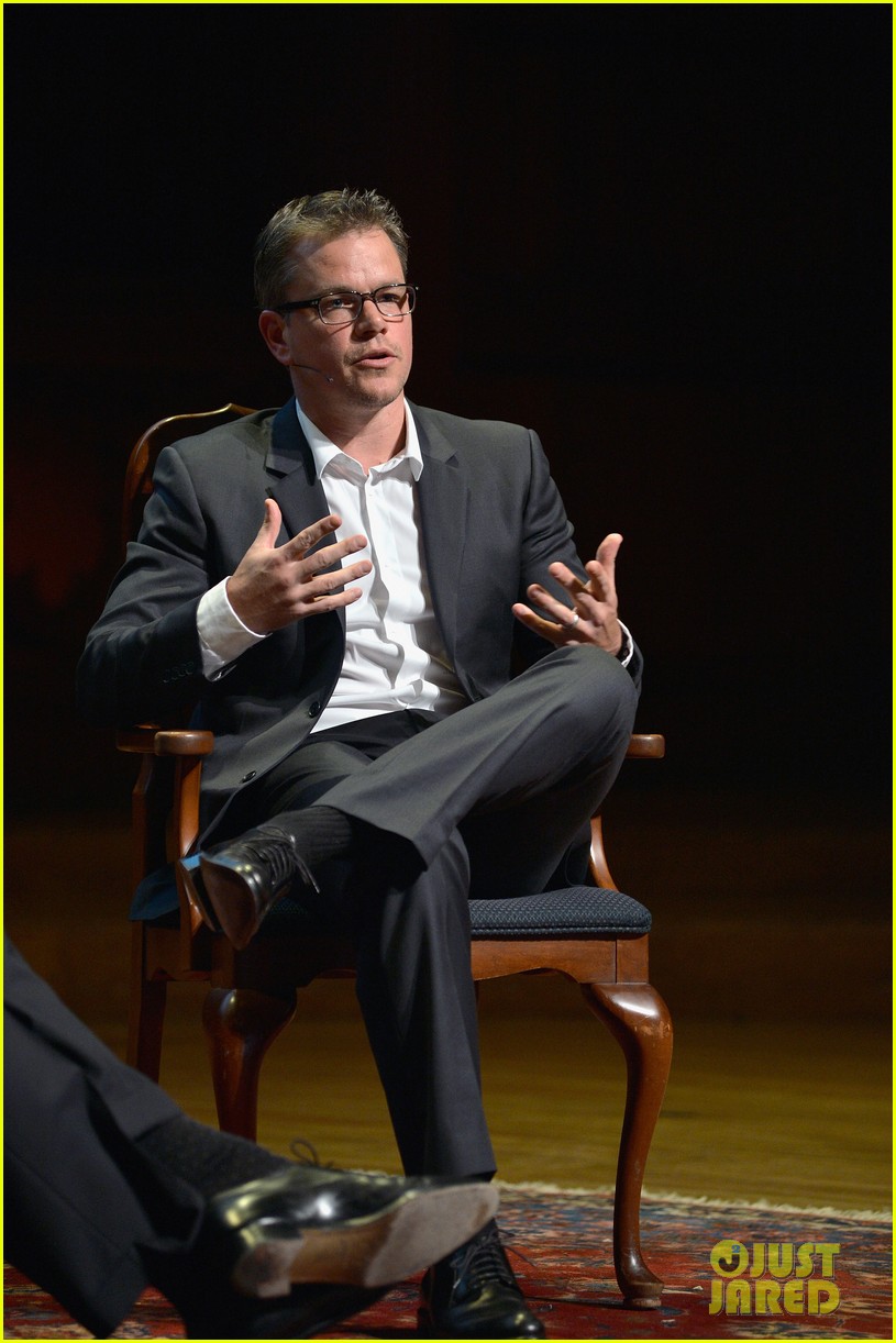 Matt Damon: Harvard Arts Medal Ceremony with Luciana!: Photo 2858205 ...