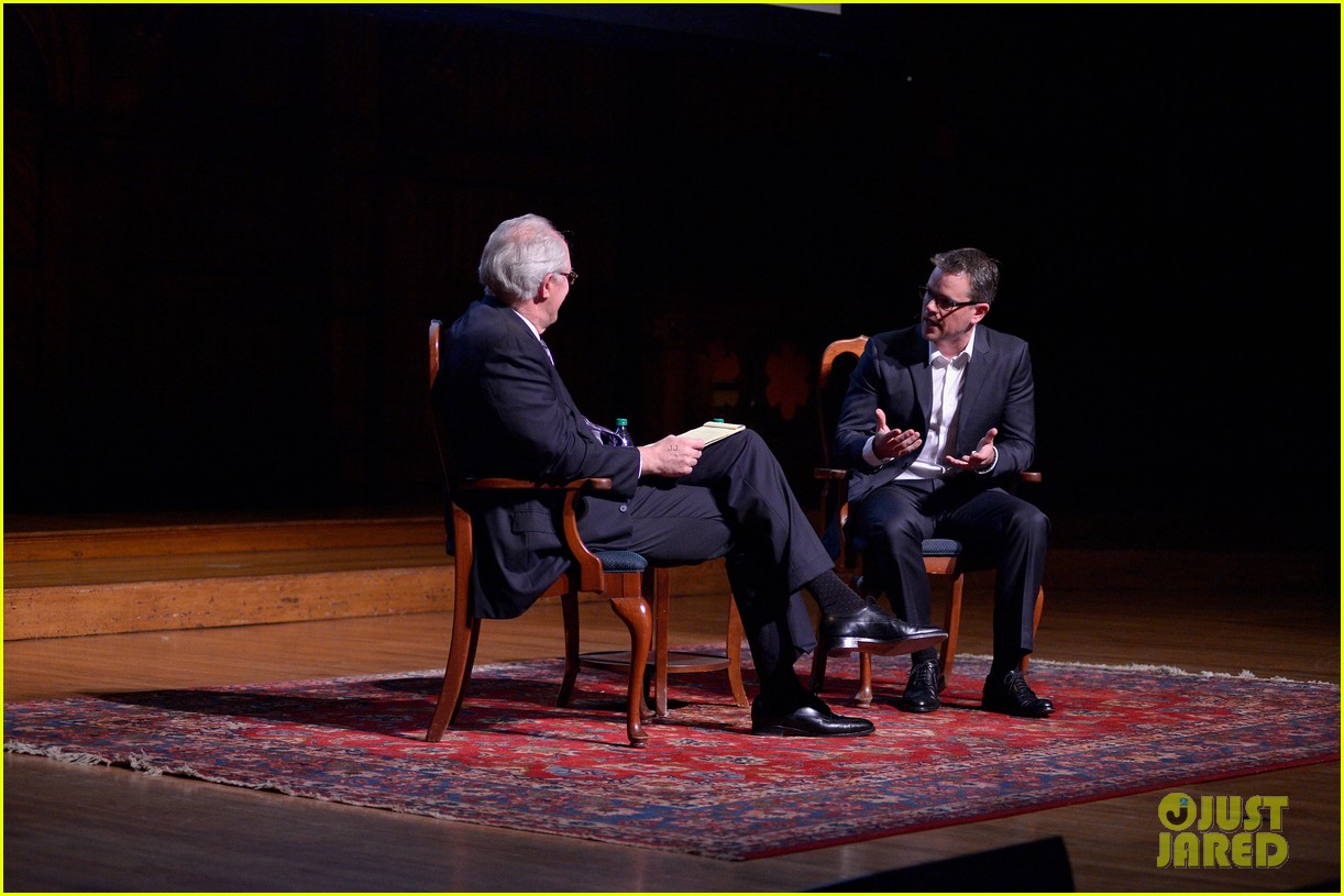 Matt Damon: Harvard Arts Medal Ceremony with Luciana!: Photo 2858224 ...