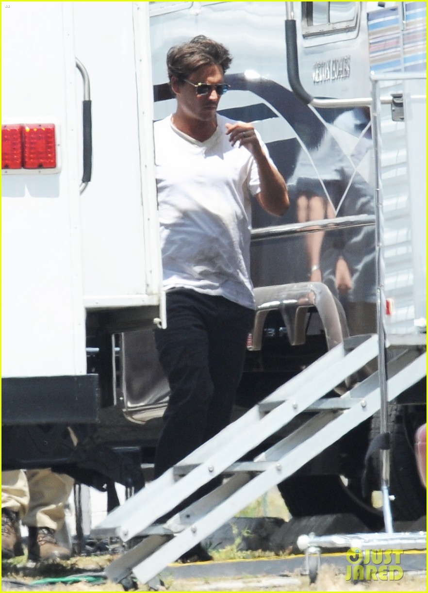 Johnny Depp Gets to Work After Date Night with Amber Heard: Photo ...