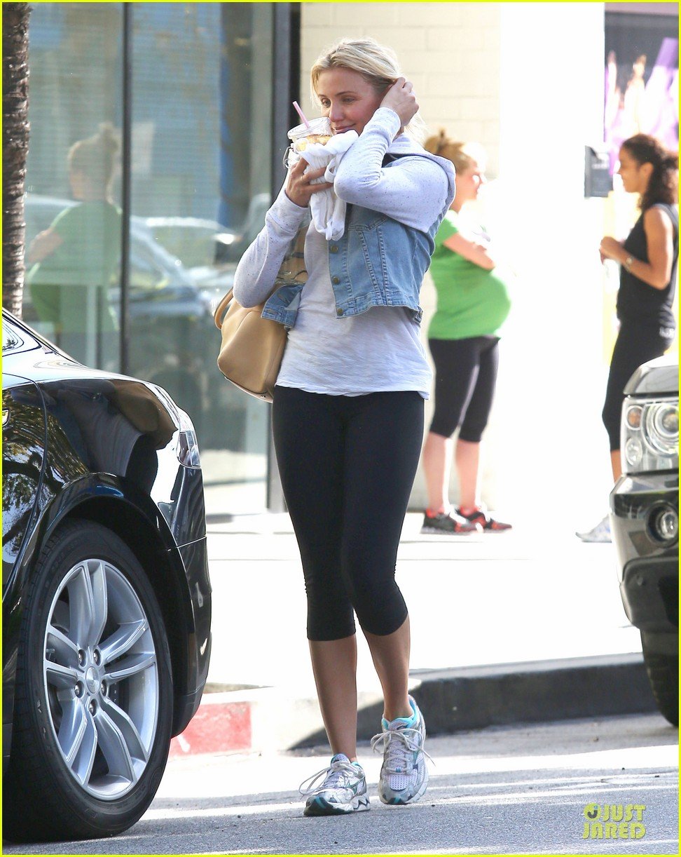 Cameron Diaz: Refreshing Gym Workout!: Photo 2845767 | Cameron Diaz ...