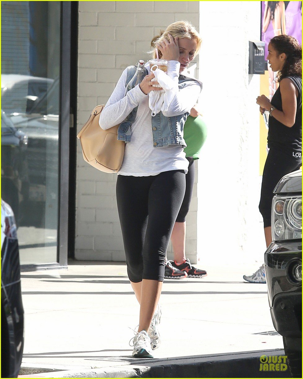 Cameron Diaz: Refreshing Gym Workout!: Photo 2845777 | Cameron Diaz ...