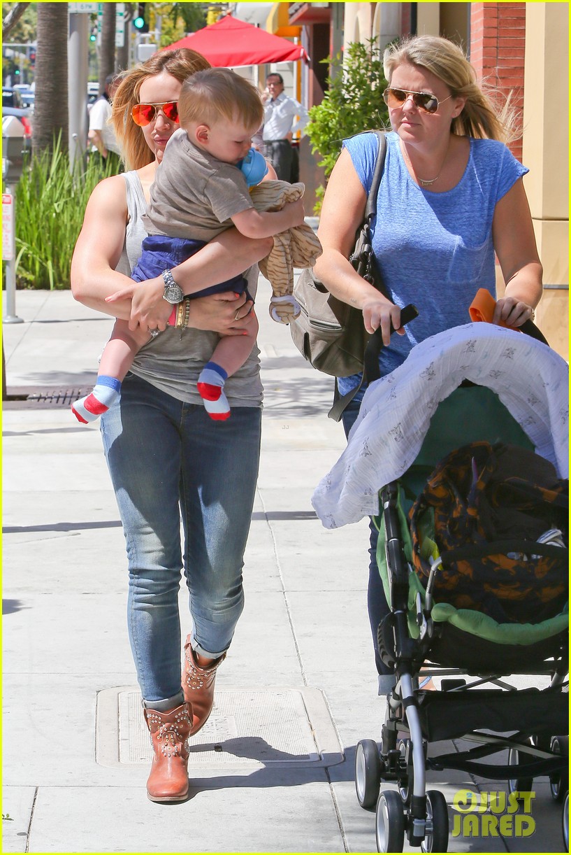 Hilary Duff: Luca Started Walking at Eleven Months!: Photo 2853572 ...