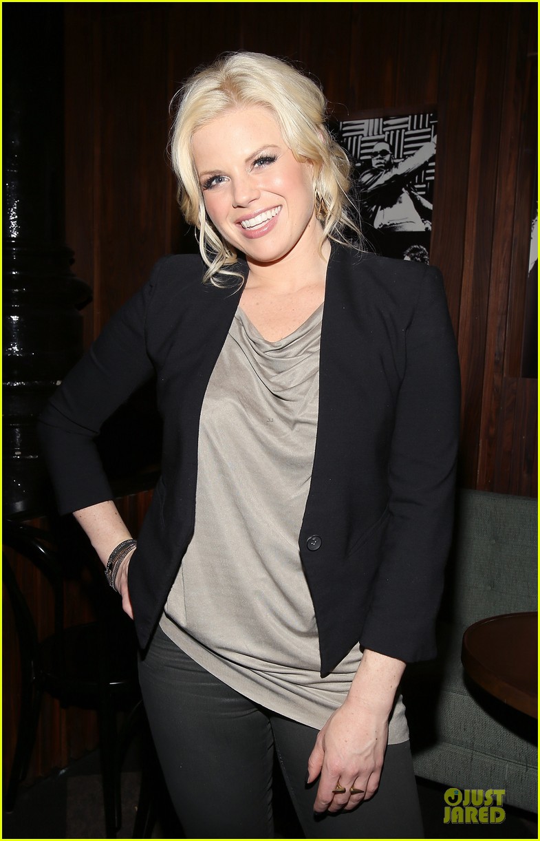 Megan Hilty: Joe's Pub Showcase!: Photo 2856982 | Megan Hilty Photos ...