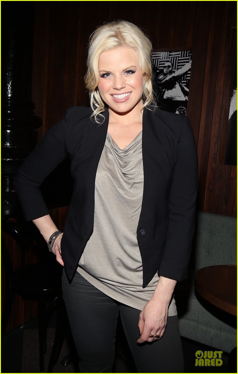 Megan Hilty: Joe's Pub Showcase!: Photo 2856983 | Megan Hilty Photos ...