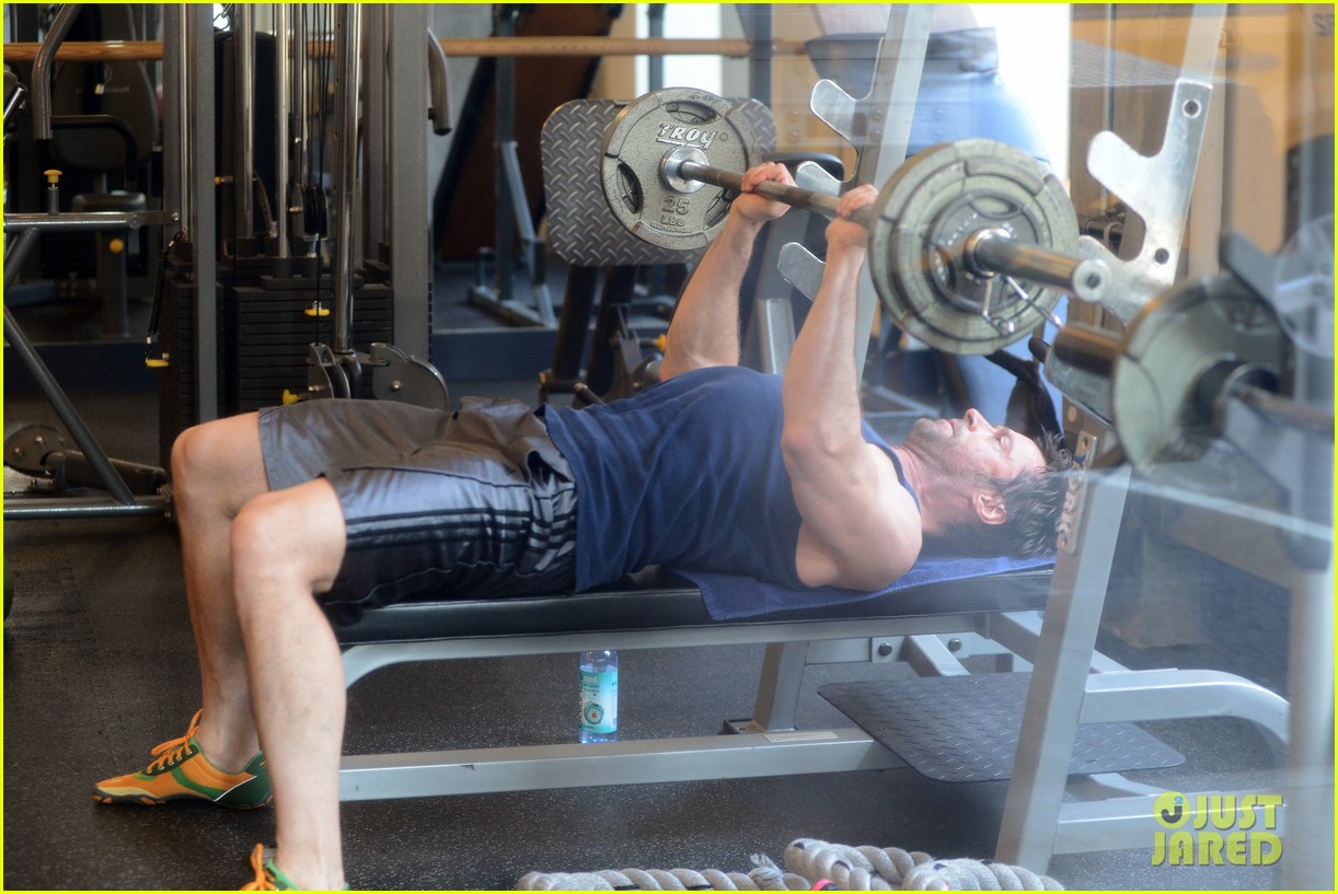 Hugh Jackman: Bulging Biceps Workout!: Photo 2847028 | Ava Jackman ...