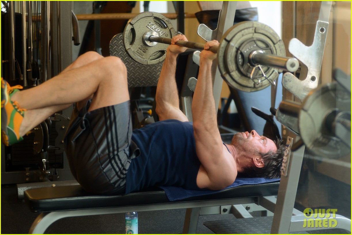 Hugh Jackman: Bulging Biceps Workout!: Photo 2847030 | Ava Jackman ...