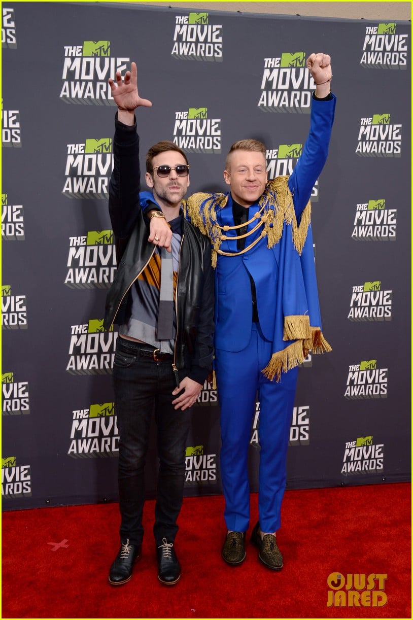 Macklemore & Ryan Lewis - MTV Movie Awards 2013 Red Carpet: Photo ...