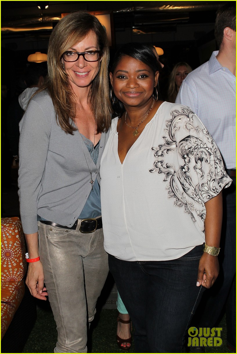Octavia Spencer & Viola Davis: City Year Los Angeles Fundraiser 2013 ...