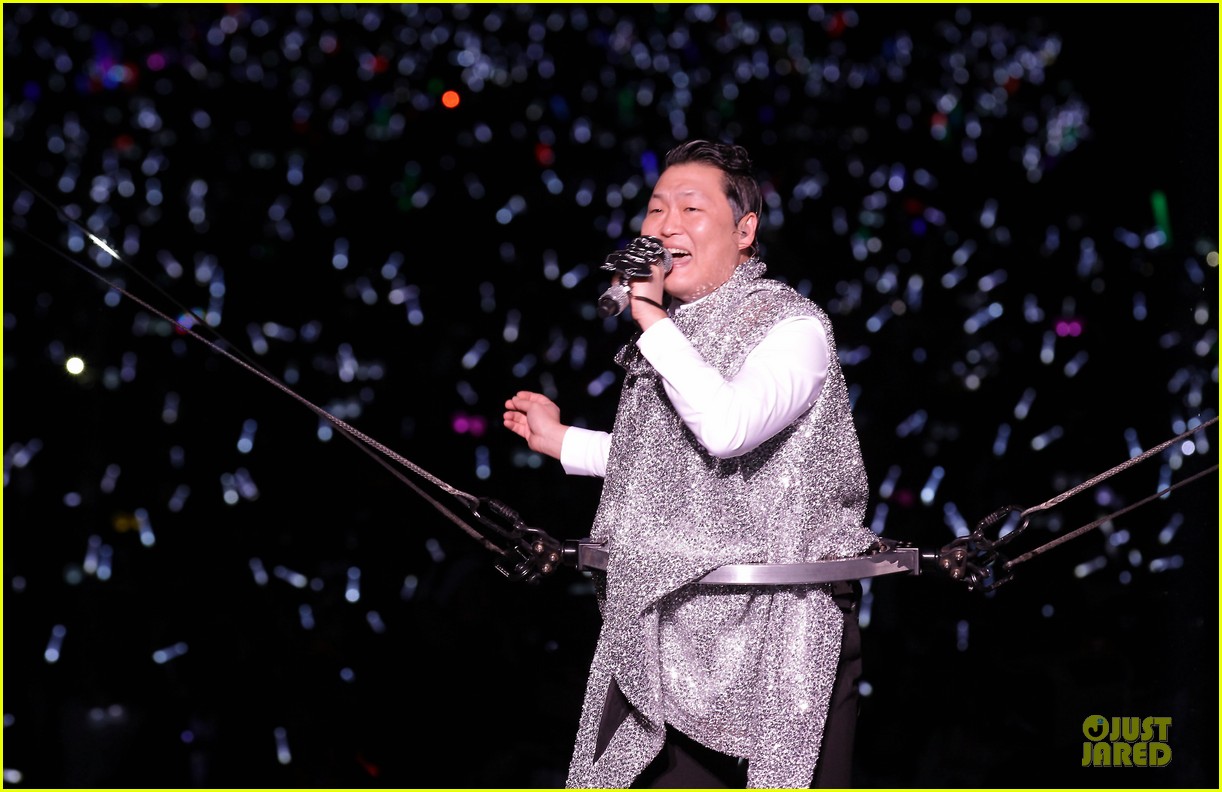 Psy: 'Gentleman' Music Video - Watch Now!: Photo 2848790 | Music Video ...