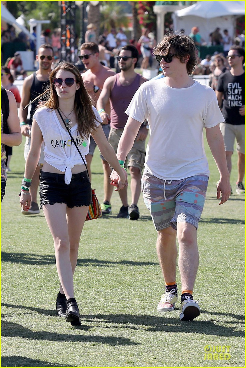 Emma Roberts: Neon Carnival Slide Rider!: Photo 2849679 | Emma Roberts ...