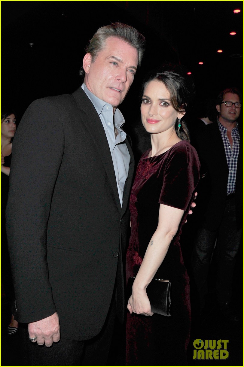 Gerard Butler & Winona Ryder: 'The Iceman' Premiere!: Photo 2856323 ...
