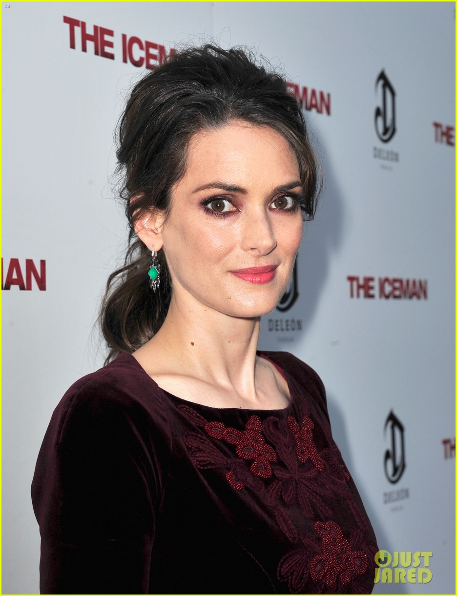 Gerard Butler & Winona Ryder: 'The Iceman' Premiere!: Photo 2856333 ...