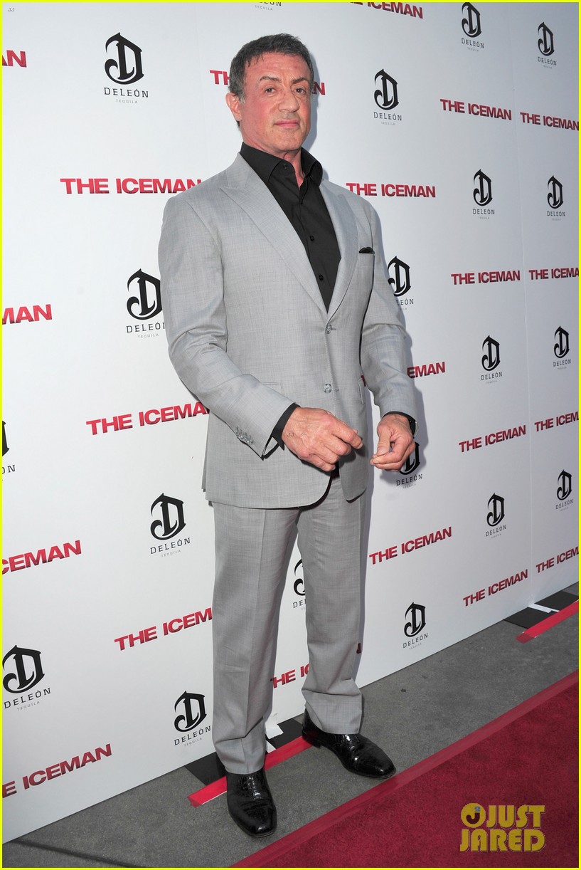 Gerard Butler & Winona Ryder: 'The Iceman' Premiere!: Photo 2856334 ...