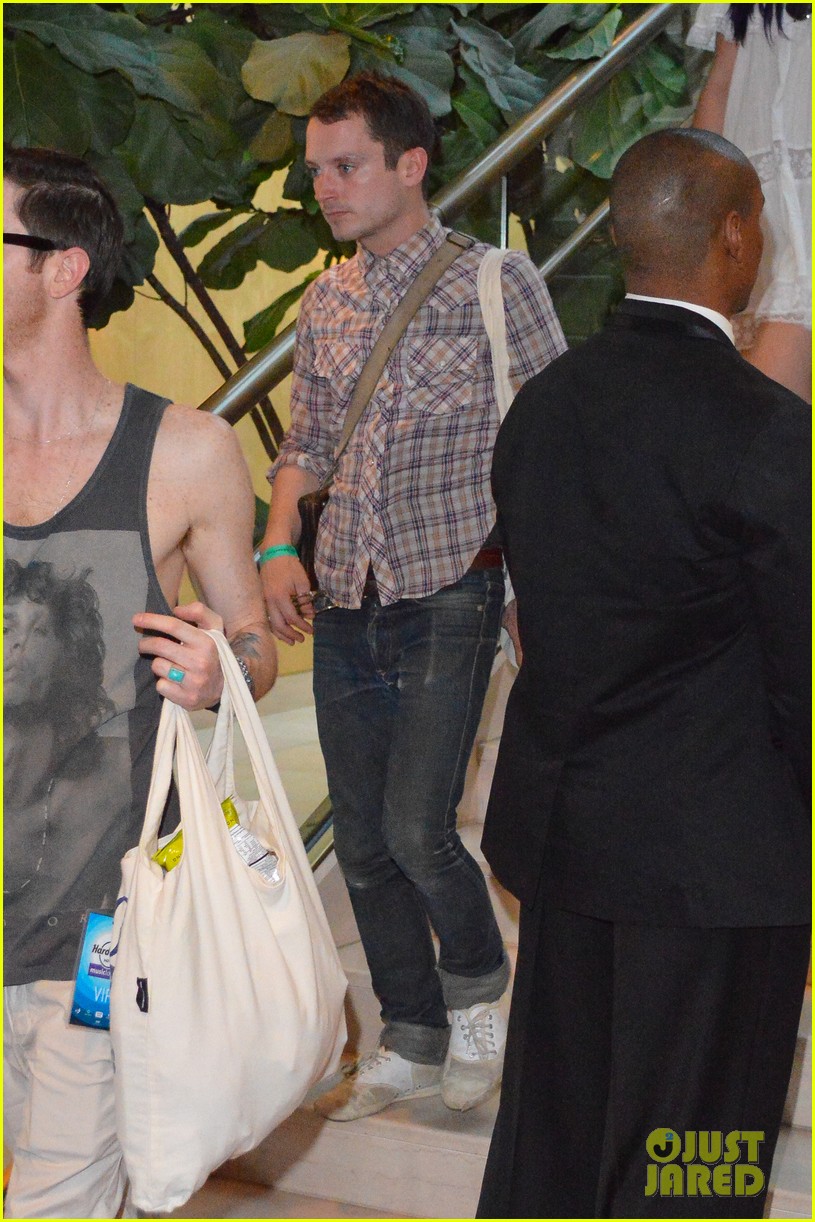 Alexander Skarsgard: Coachella with Buddies Keith & Fares!: Photo ...