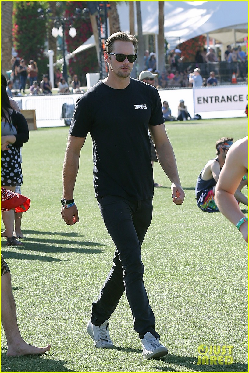 Alexander Skarsgard: Coachella with Buddies Keith & Fares!: Photo ...