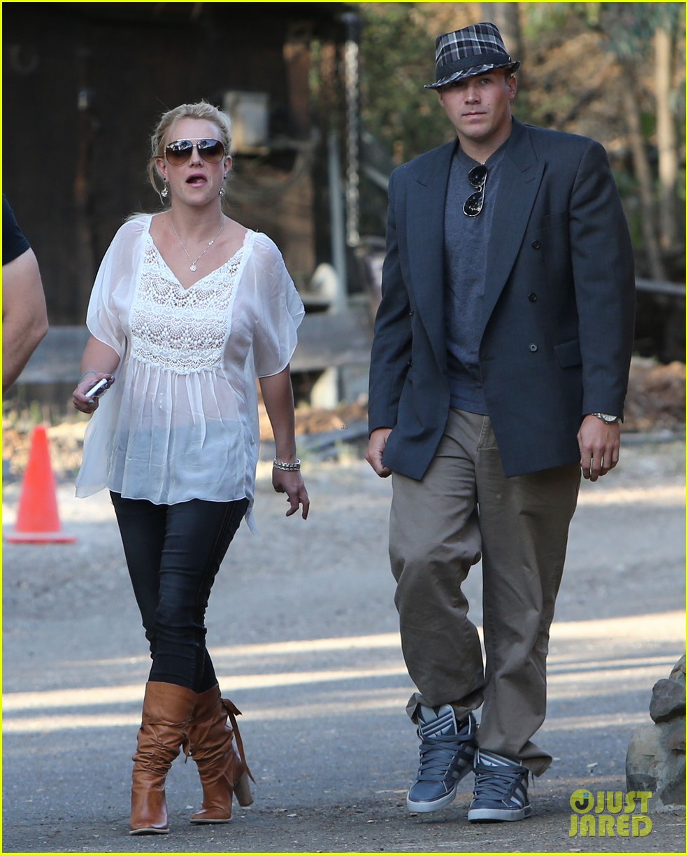 Britney Spears & David Lucado: Old Place Cornell Couple!: Photo 2858420 ...