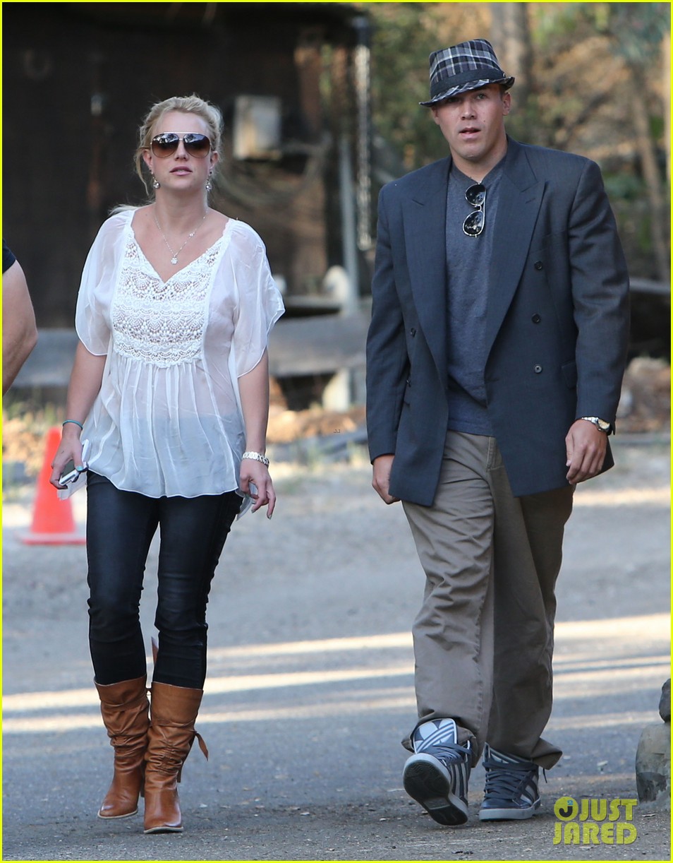 Britney Spears & David Lucado: Old Place Cornell Couple!: Photo 2858422 ...