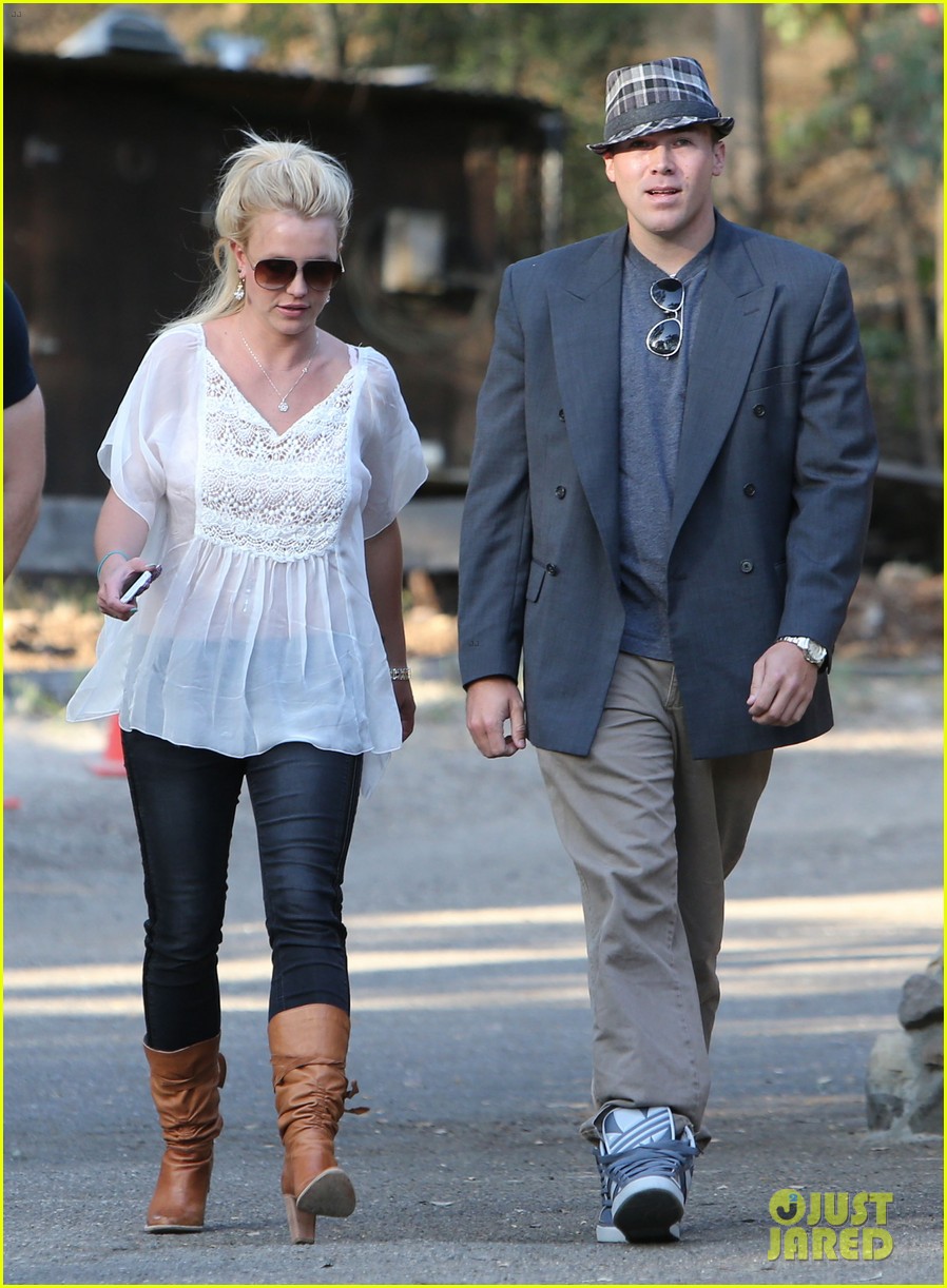 Britney Spears & David Lucado: Old Place Cornell Couple!: Photo 2858432 ...