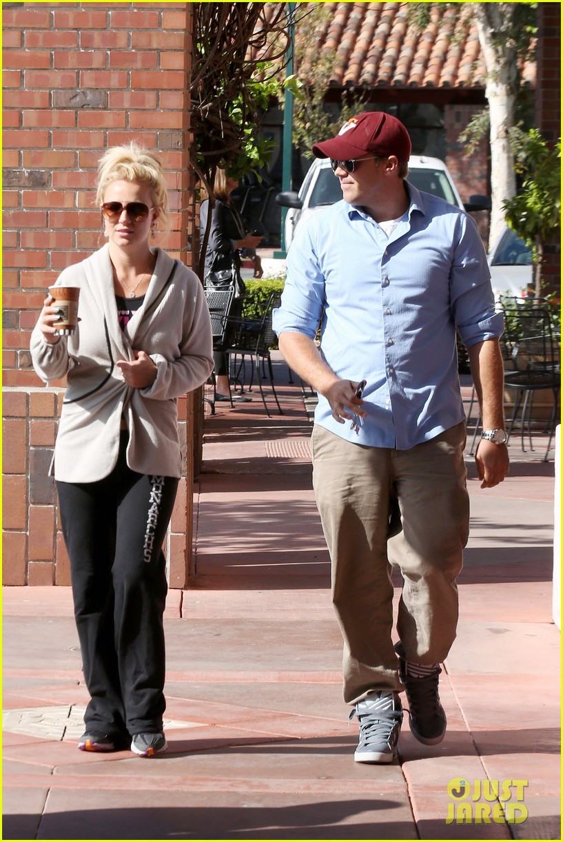 Britney Spears & David Lucado: Breakfast & Shopping Day!: Photo 2858055 ...
