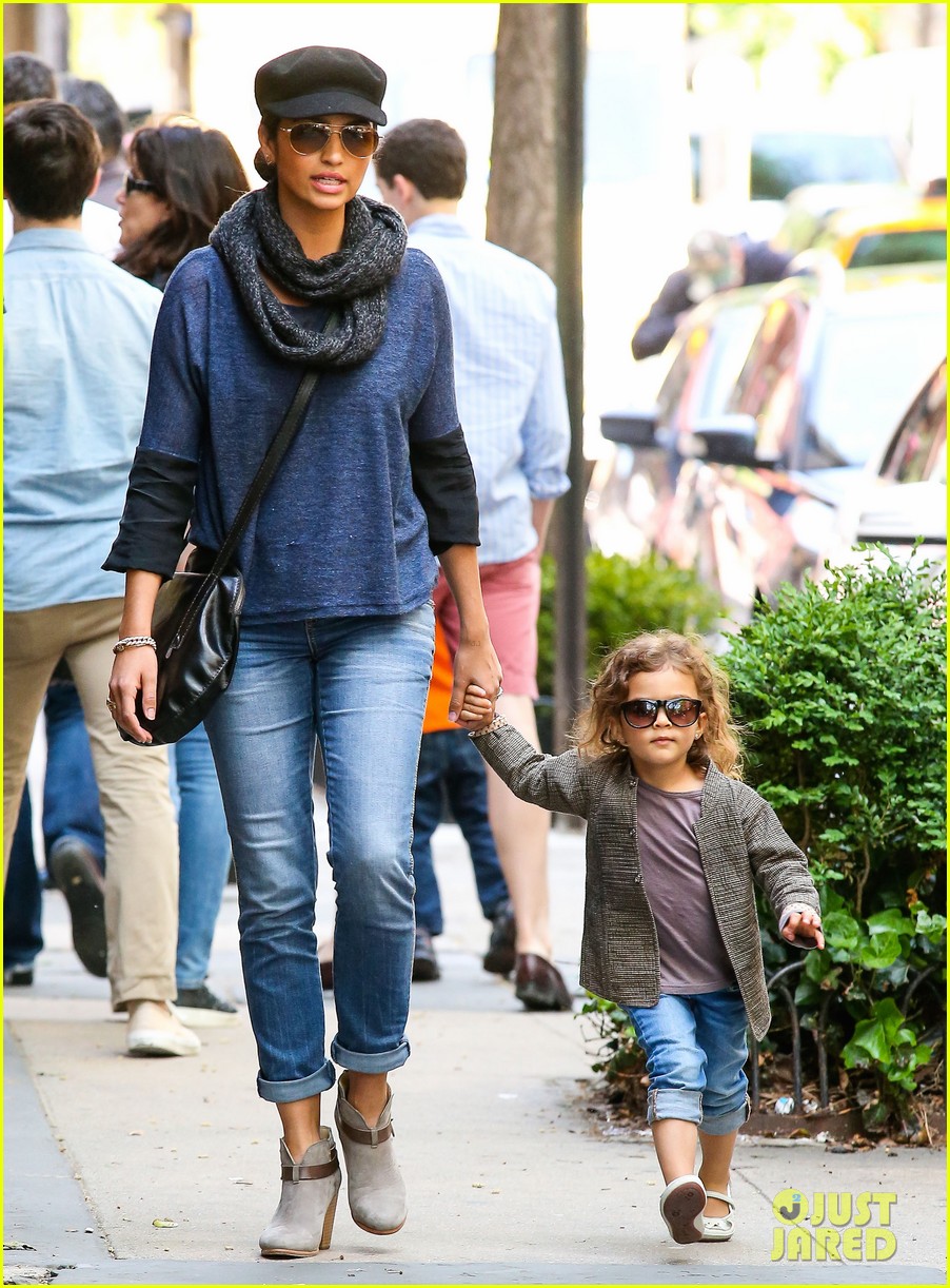 Camila Alves: Mother's Day with Vida!: Photo 2869396 | Camila Alves ...