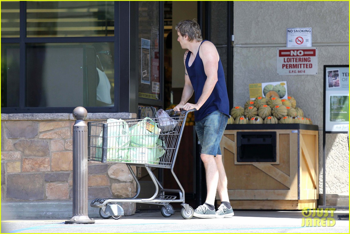 Kristen Bell: Sloth Filled 'Ellen' Appearance!: Photo 2881518 | Dax ...