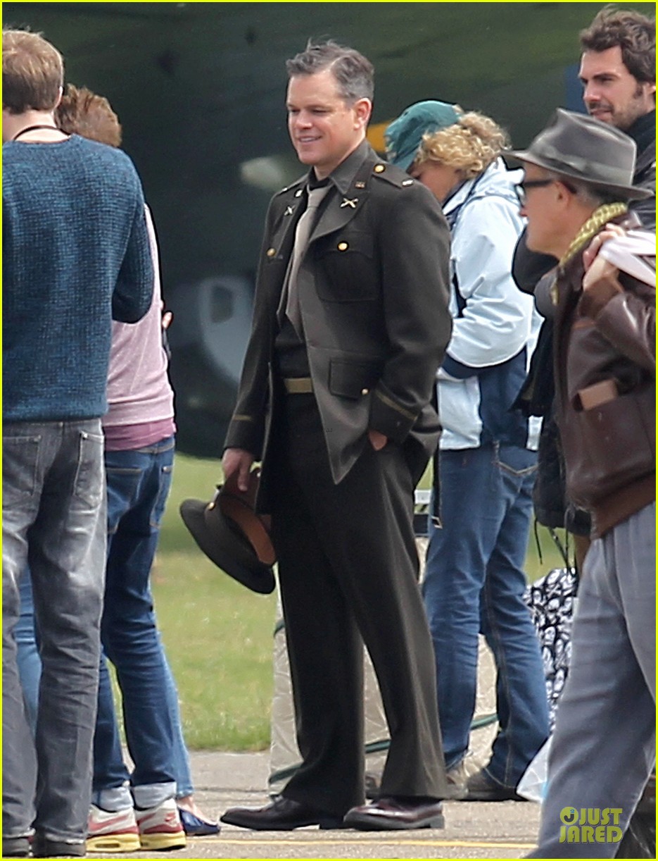 George Clooney & Matt Damon: Uniformed 'Monuments Men': Photo 2881671 ...