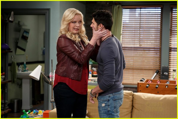 Matt Dallas & Derek Theler Replicate 'Kyle XY' Abs Flash Pose!: Photo 2876492 | Kyle XY, Matt ...