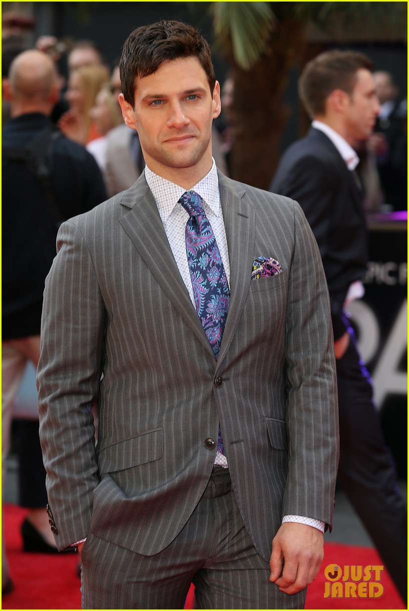 Heather Graham & Zach Galifianakis: 'Hangover Part III' UK Premiere ...