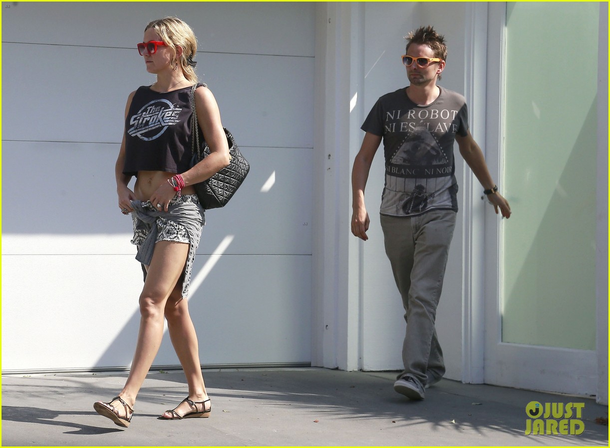 Kate Hudson: Midriff-Baring Party Goer: Photo 2864132 | Kate Hudson ...