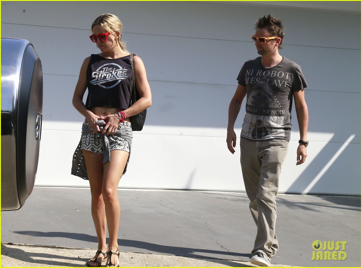 Kate Hudson: Midriff-Baring Party Goer: Photo 2864133 | Kate Hudson ...