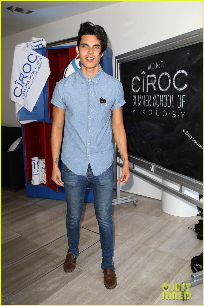 Glee's Samuel Larsen Cuts Off Dreadlocks, Goes Shirtless!: Photo 2878322 | Shirtless Photos ...