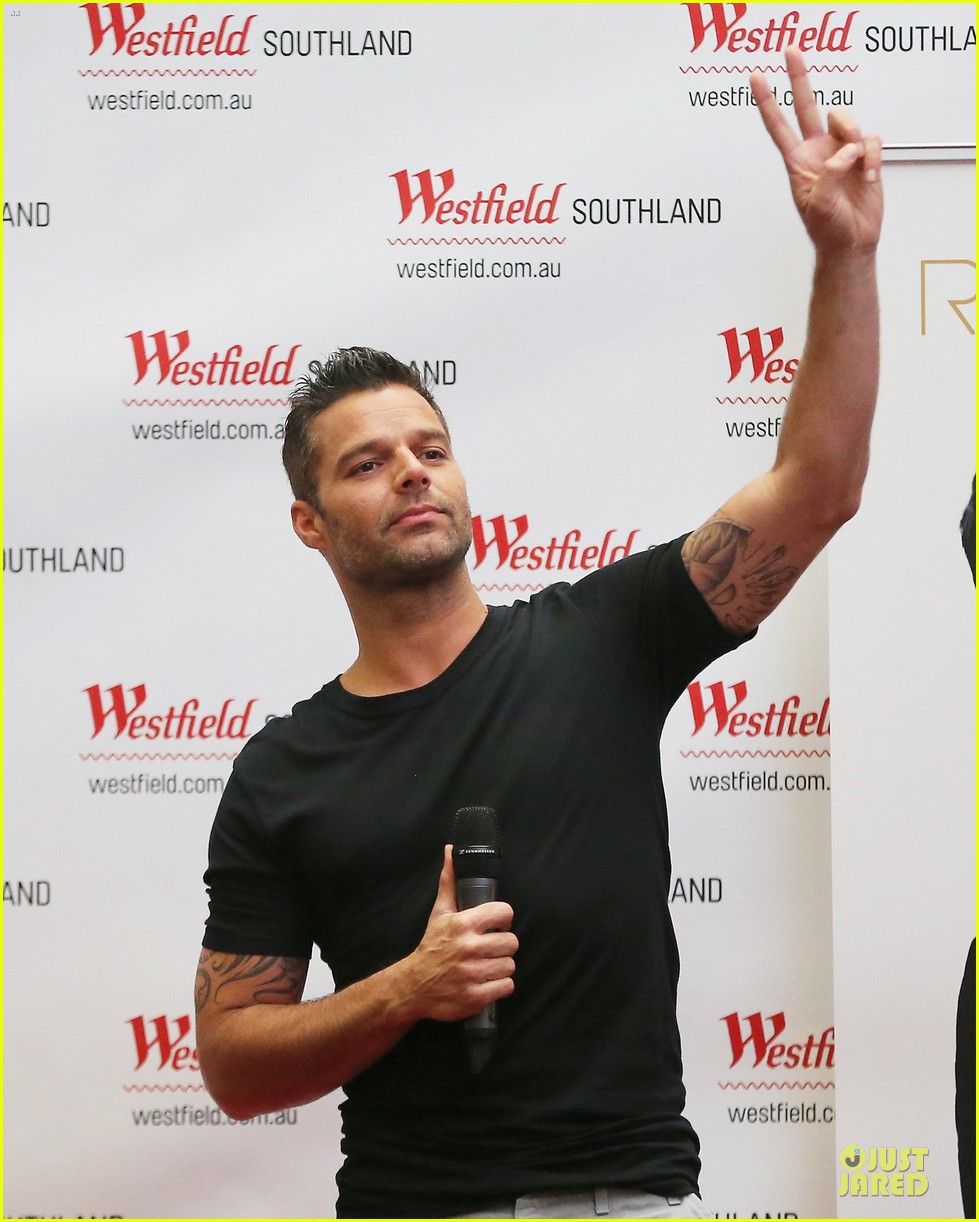 Ricky Martin: Puerto Rico Equal Rights Advocate!: Photo 2868500 | Ricky ...