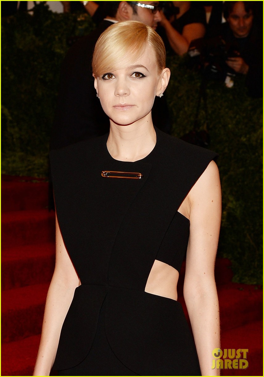 Carey Mulligan - Met Ball 2013 Red Carpet: Photo 2865336 | Carey ...