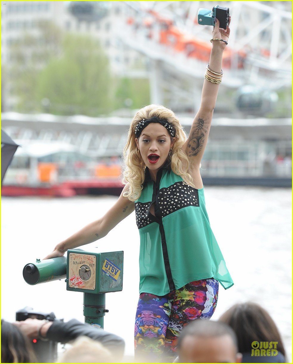 Rita Ora & Calvin Harris Hold Hands at Daft Punk Party!: Photo 2870000 ...