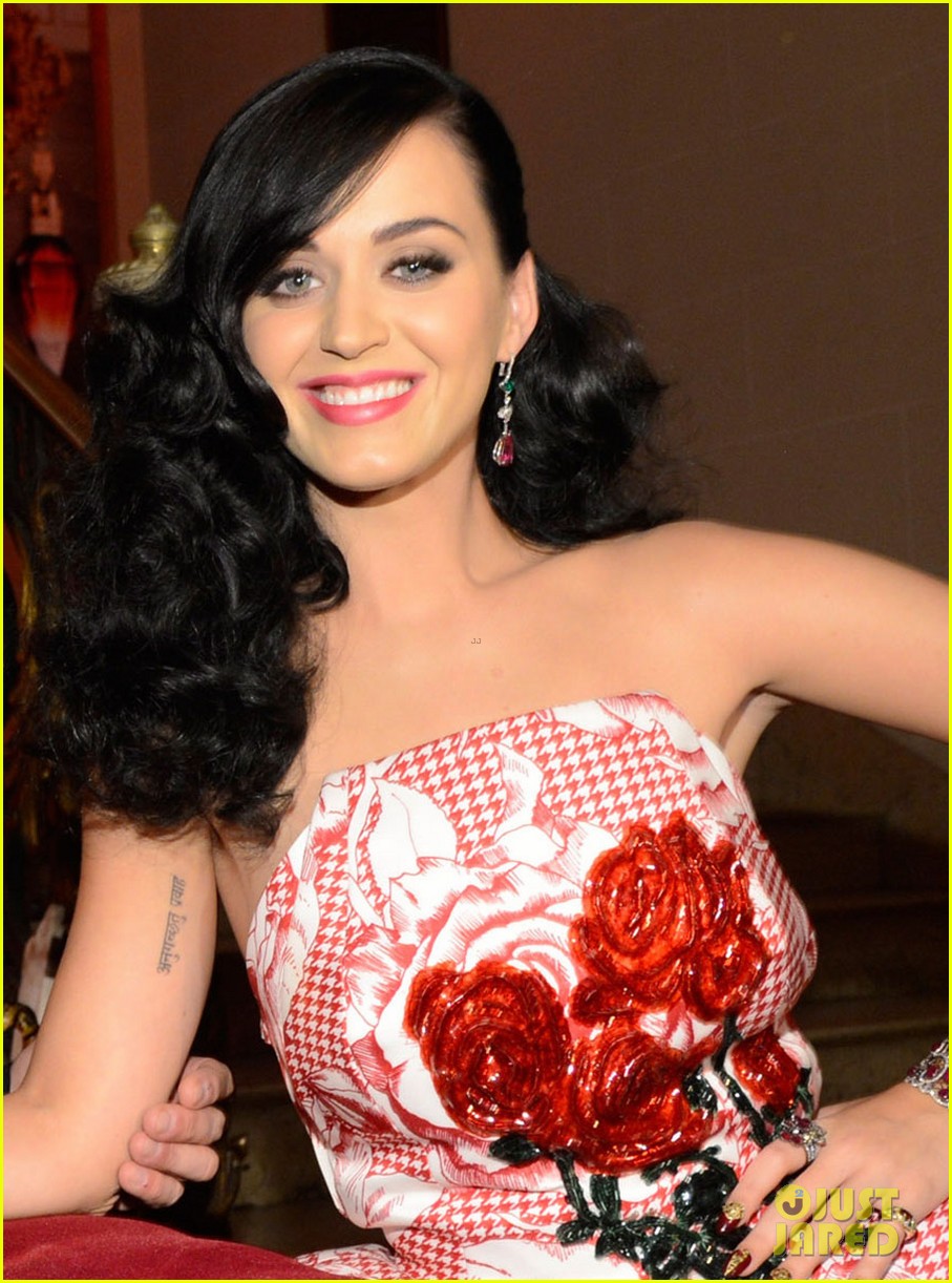 Katy Perry is the 'Killer Queen' at Third Fragrance Unveiling!: Photo ...
