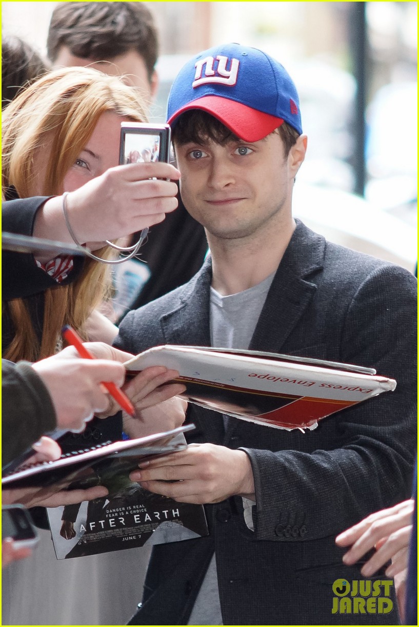 Daniel Radcliffe: 'I've Had an Amazing Decade': Photo 2876676 | Daniel ...