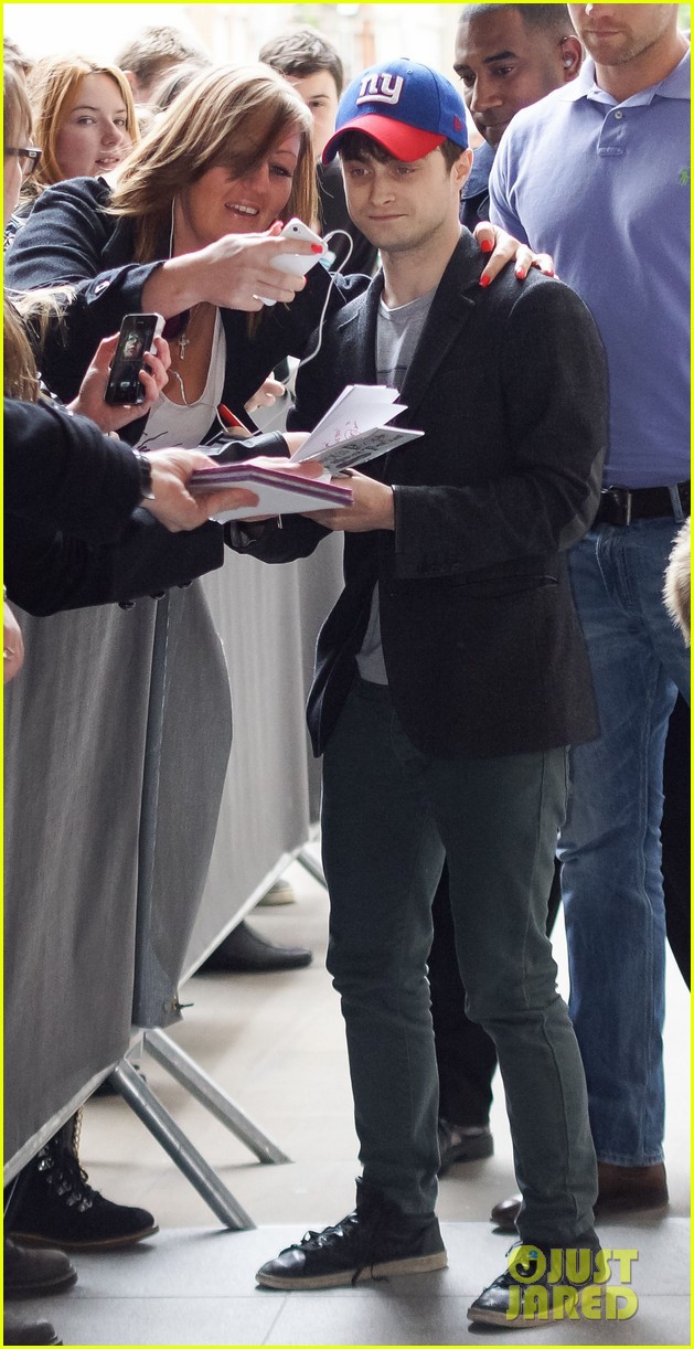 Daniel Radcliffe: 'I've Had an Amazing Decade': Photo 2876680 | Daniel ...