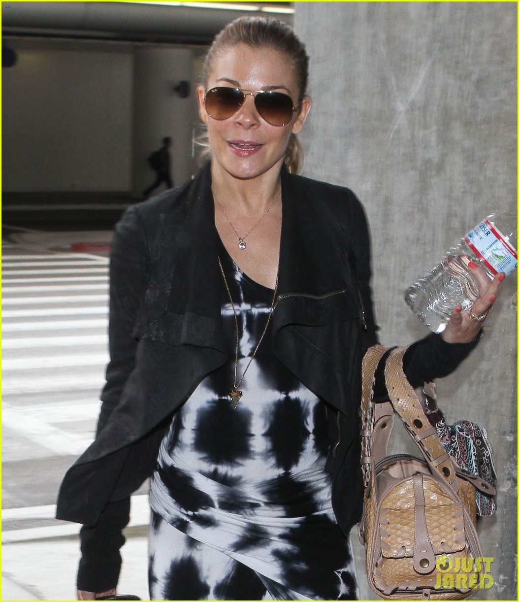 LeAnn Rimes Celebrates Cinco de Mayo with Mexican Food: Photo 2864742 ...