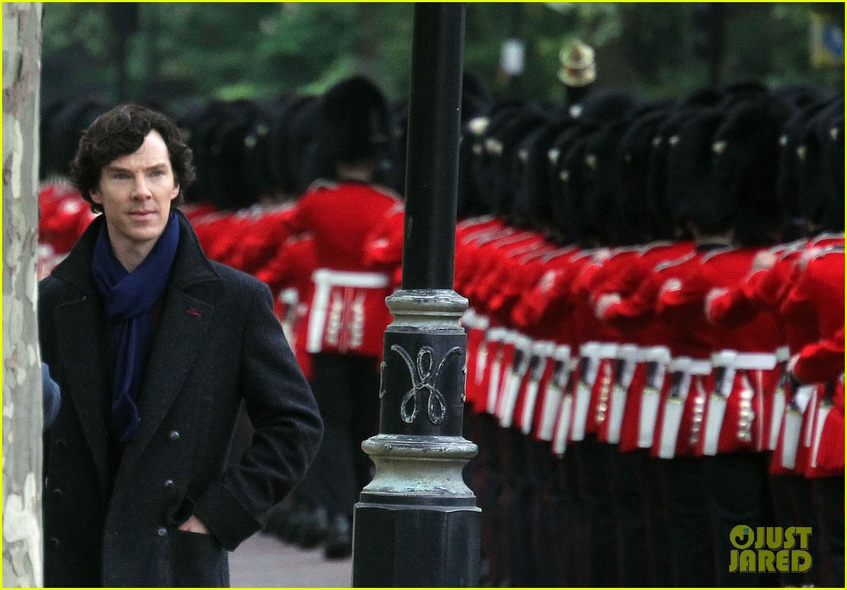 Benedict Cumberbatch & Martin Freeman Film 'Sherlock' Season 3: Photo ...