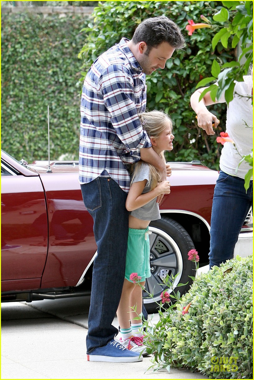 Ben Affleck: Doting Dad While Jennifer Garner is Away!: Photo 2889555 ...