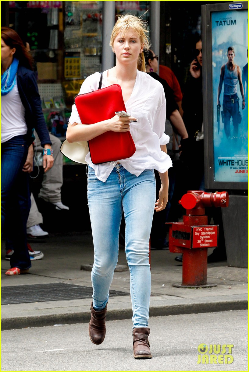 Ireland Baldwin: Puppy Love with Cousin Hailey!: Photo 2886021 | Photos ...