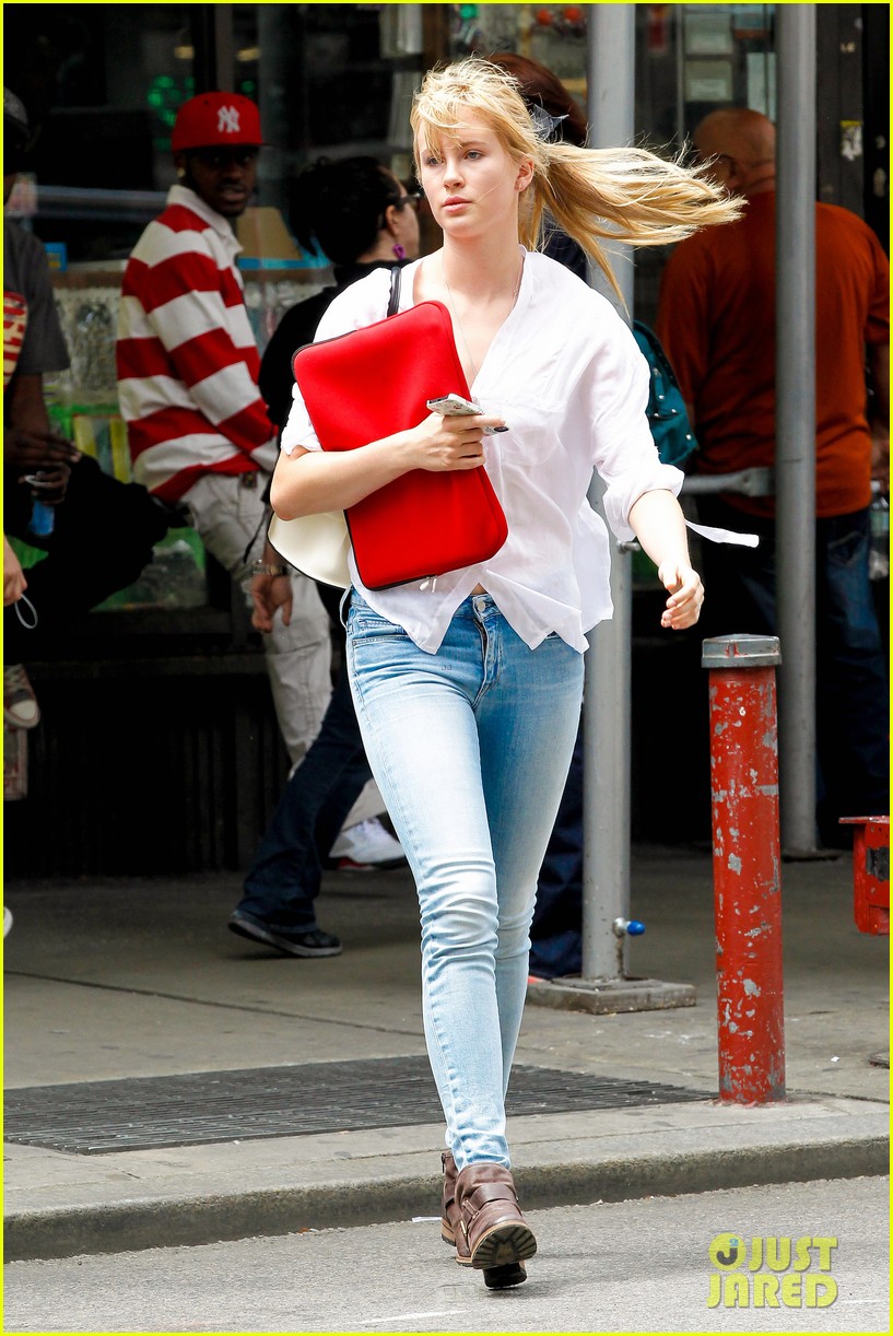 Ireland Baldwin: Puppy Love with Cousin Hailey!: Photo 2886025 | Photos ...