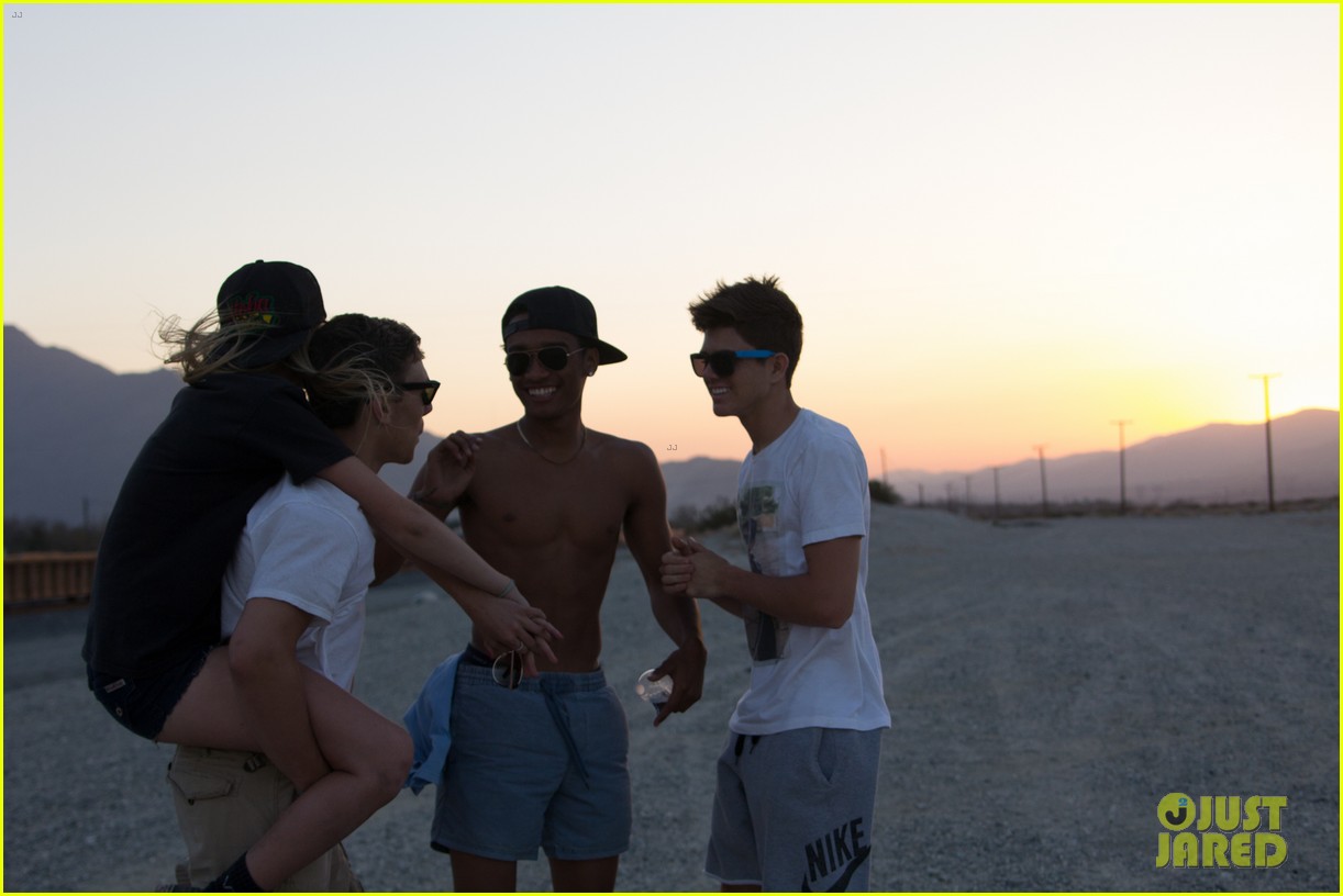 '@SummerBreak' Exclusive Cast Photos!: Photo 2889670 | Exclusive Photos ...