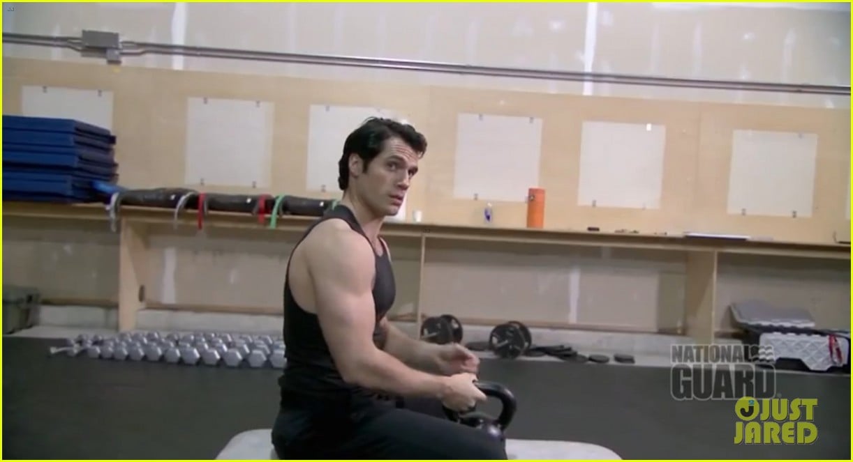 Henry Cavill: Shirtless 'Man of Steel' Workout Video!: Photo 2892914 ...