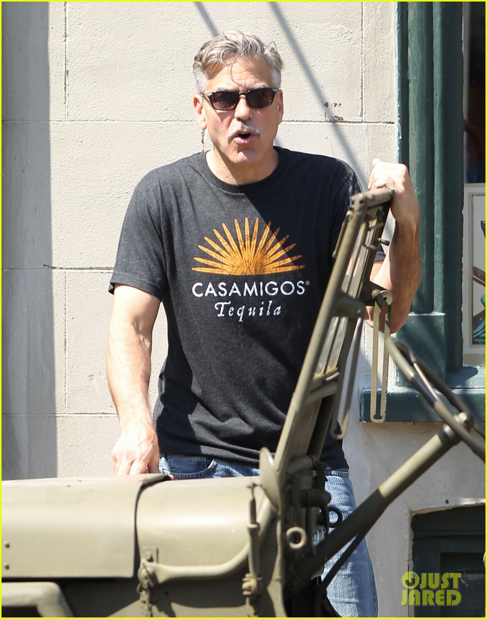 George Clooney Greets Fans on 'Monuments Men' Set: Photo 2885875 ...