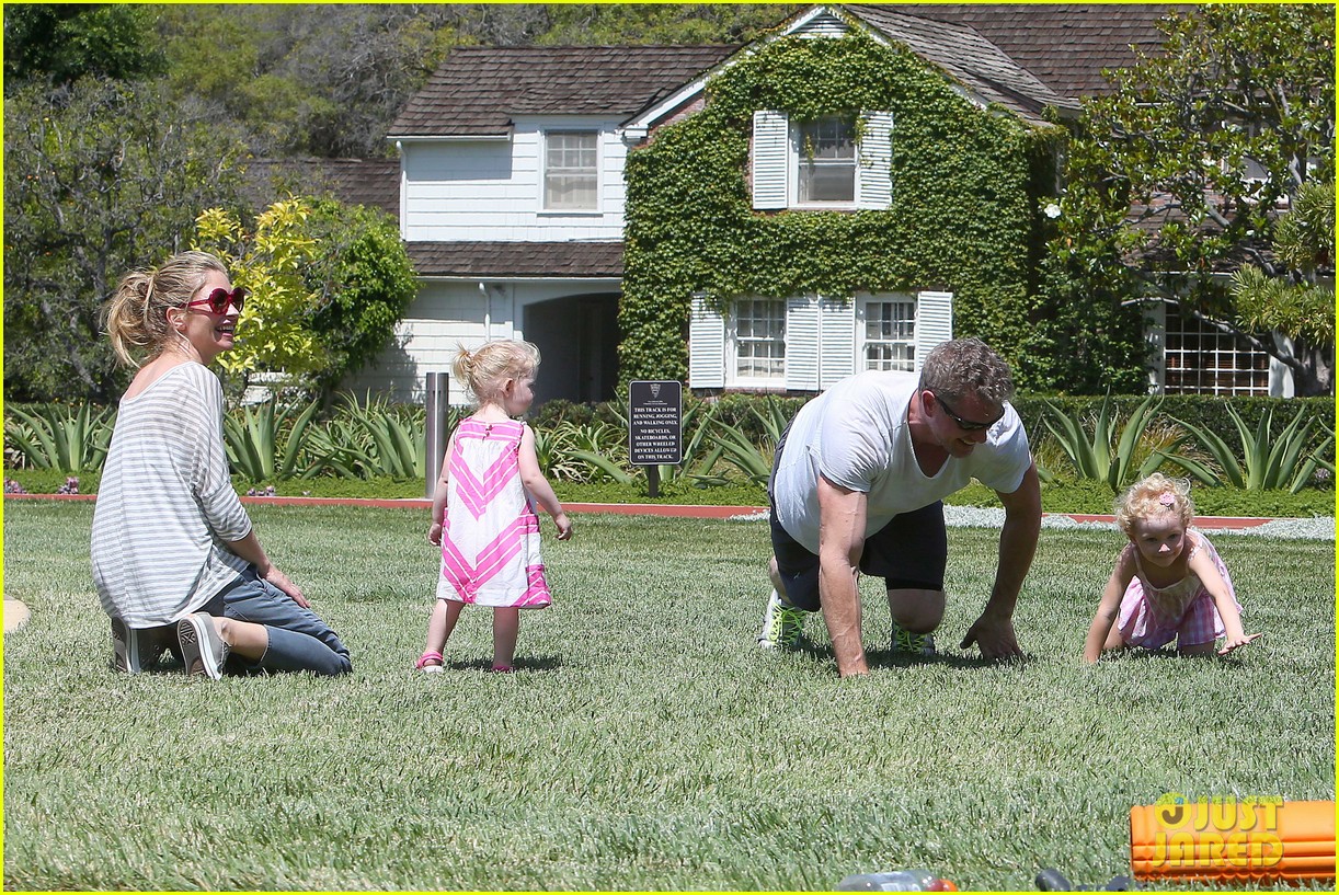 Eric Dane: Push-Ups with Daughter Billie!: Photo 2897068 | Billie Dane ...