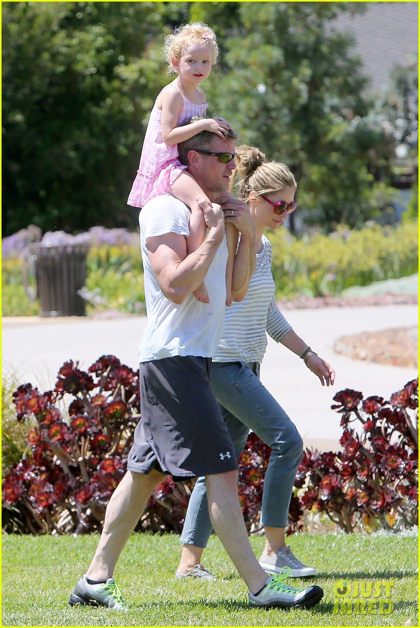 Eric Dane: Push-Ups with Daughter Billie!: Photo 2897090 | Billie Dane ...